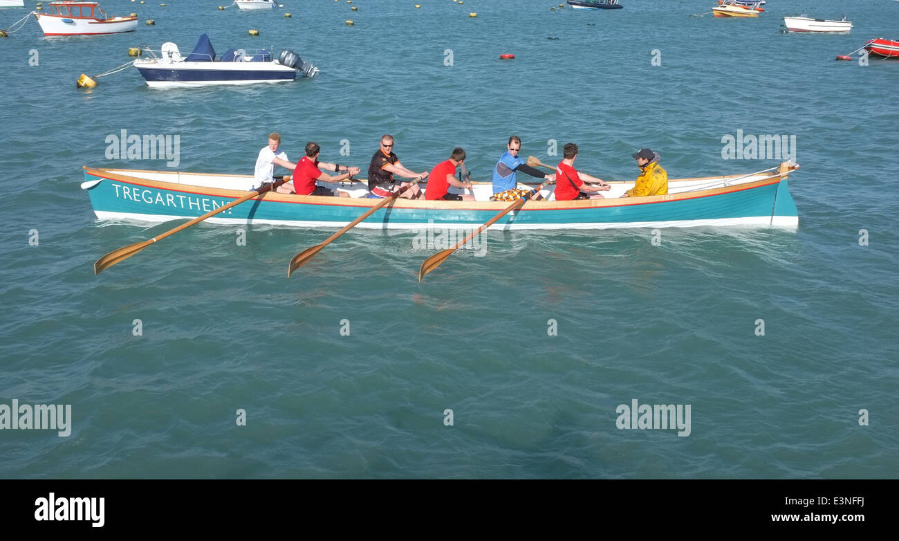 St mary's scilly gig racing hi-res stock photography and images - Alamy