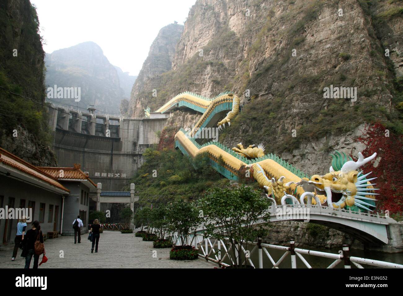 The longqingxia hi-res stock photography and images - Alamy