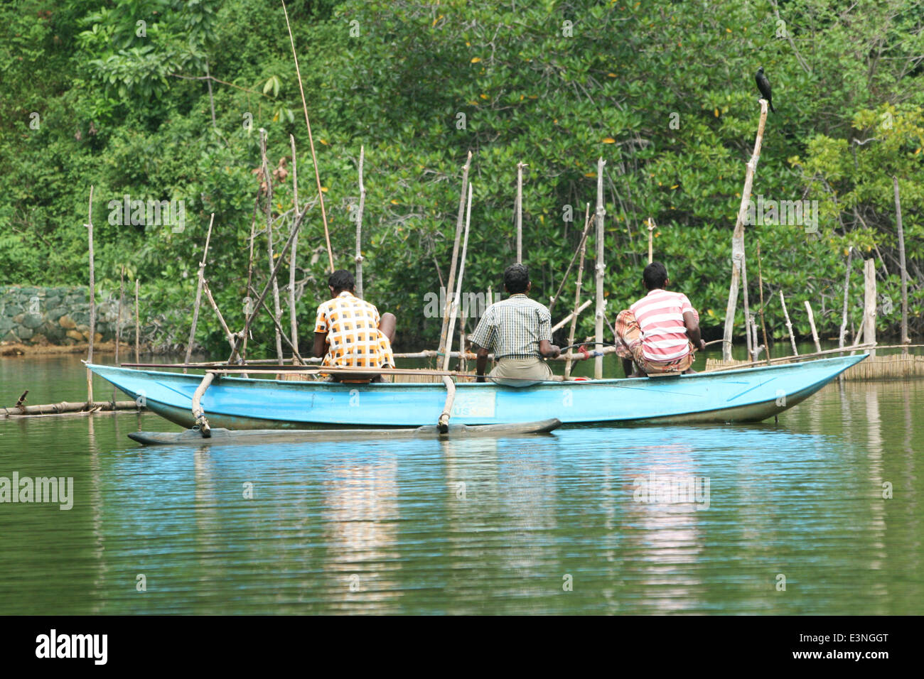 Fischer angel wasser hi-res stock photography and images - Alamy