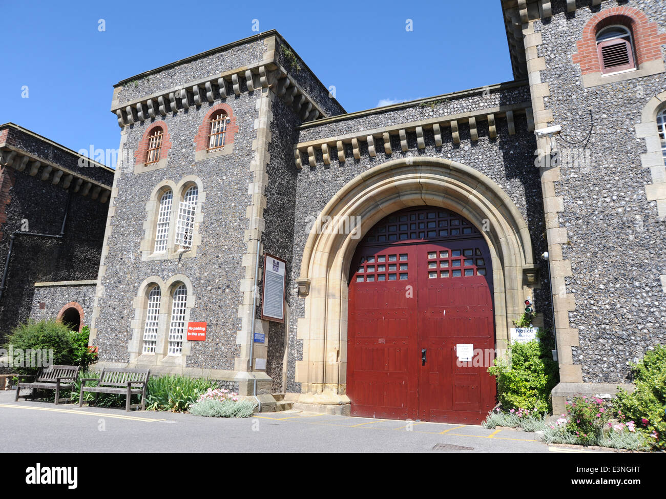 Prison gates uk hi-res stock photography and images - Alamy