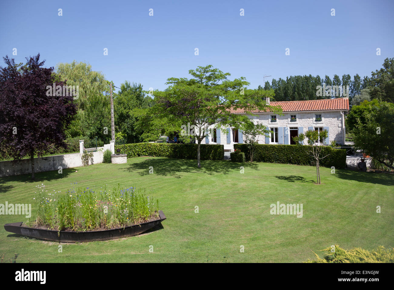 Rideau cottage hi-res stock photography and images - Alamy