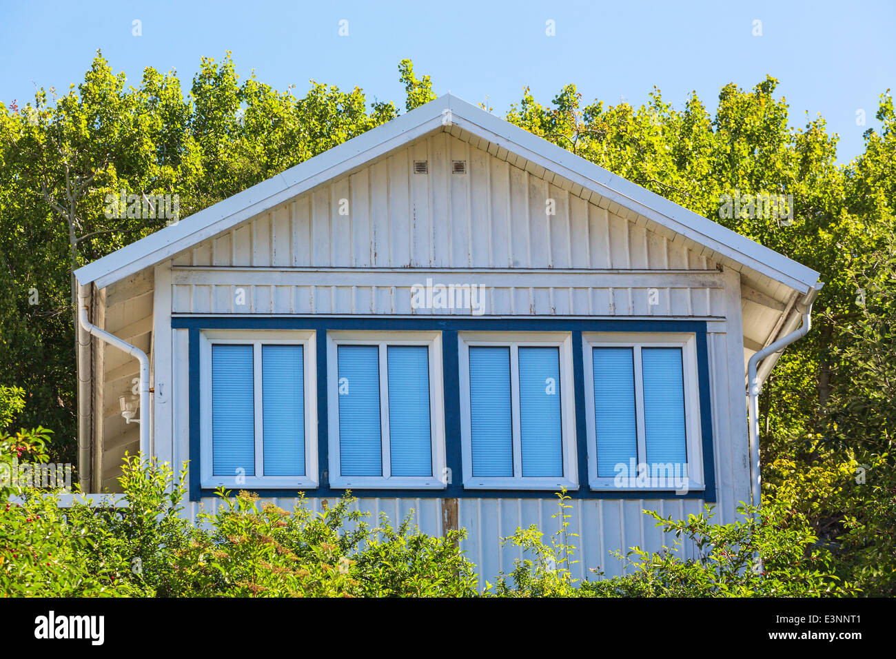 Gable window hi-res stock photography and images - Alamy