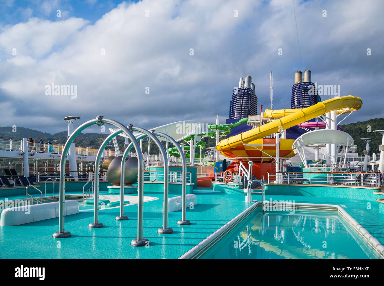 Deck 15 with pools and water slides on the Norwegian Epic cruise ship ...