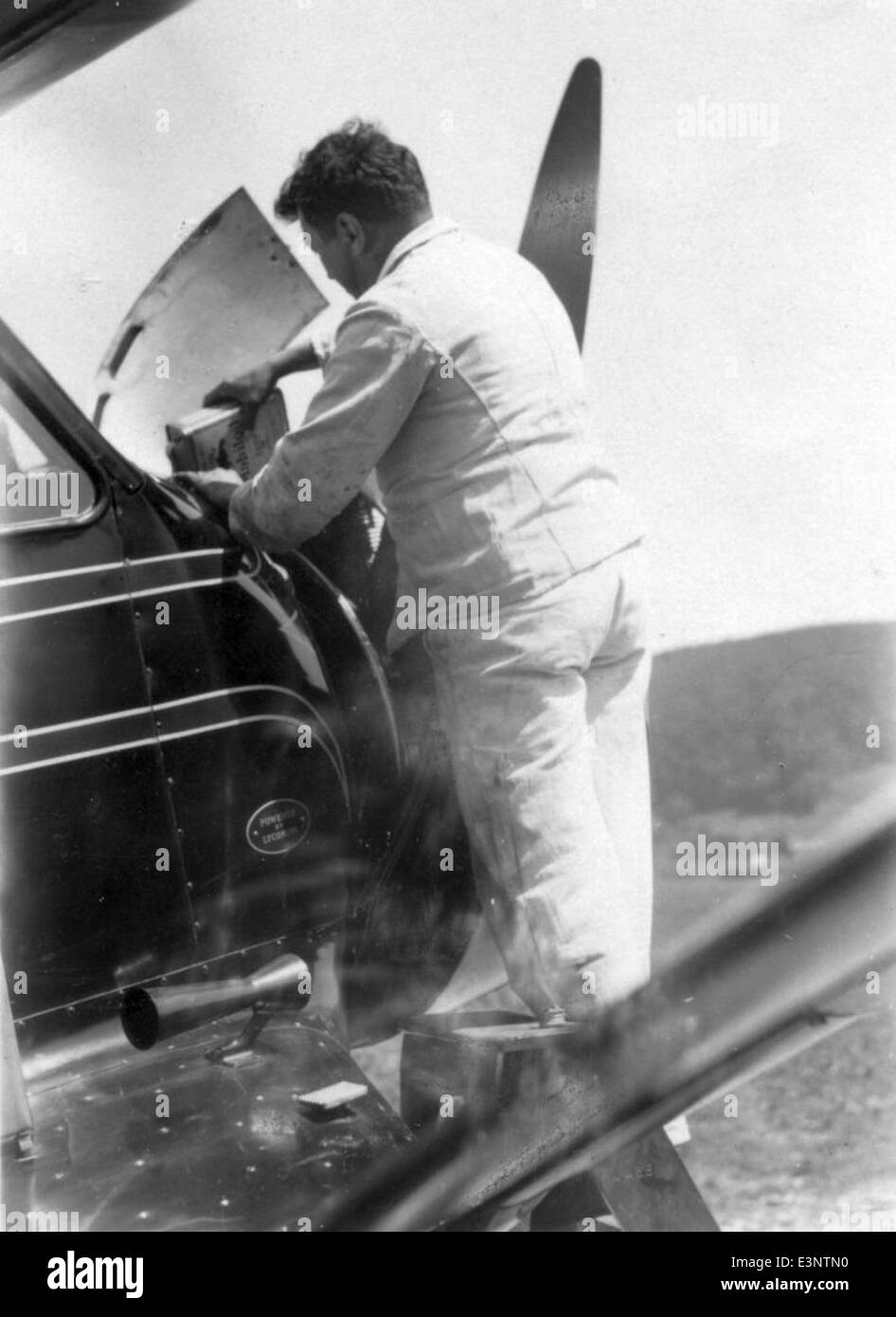 This 1932 Stinson R, with registration NC12157, was powered by a ...