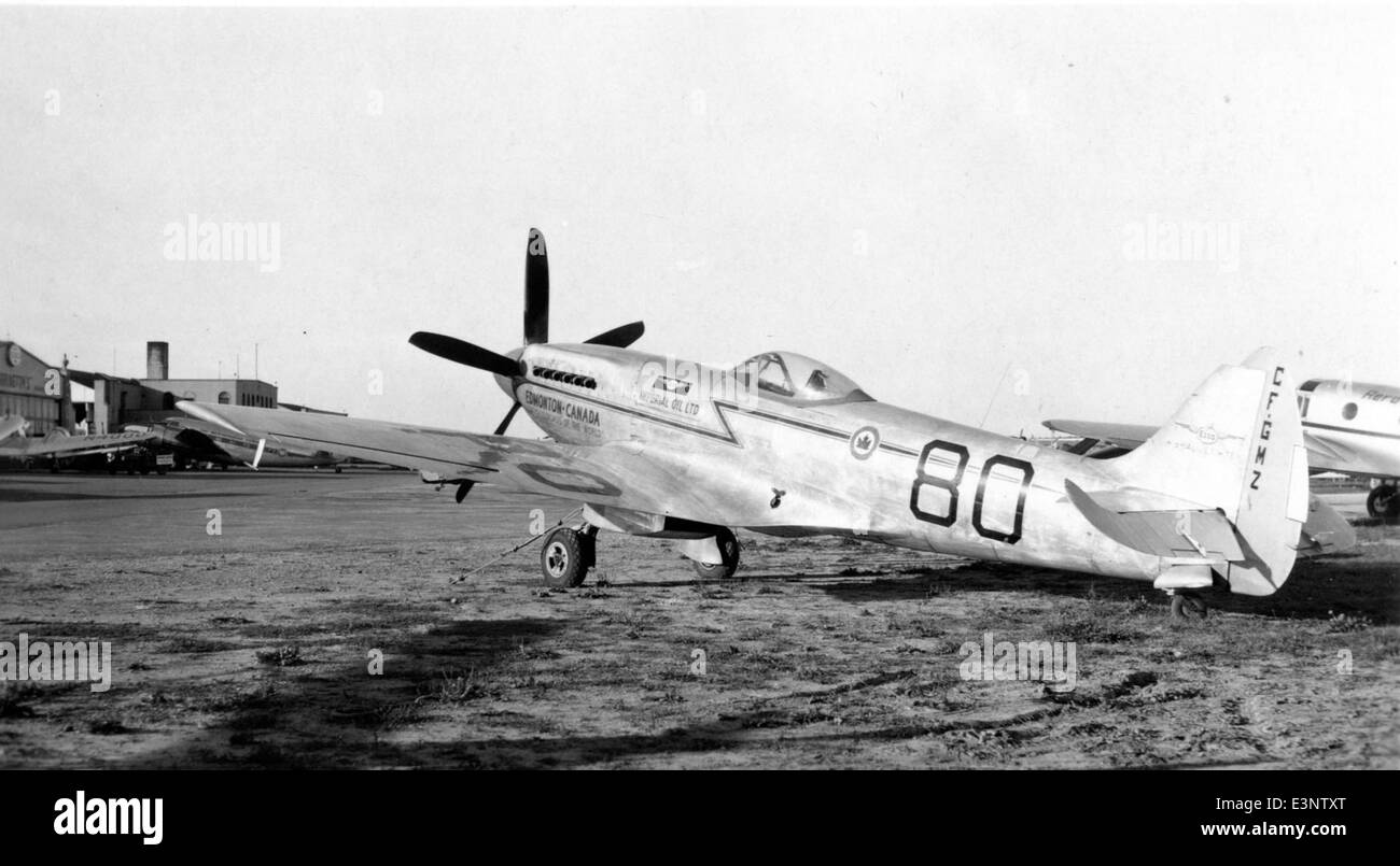 Supermarinespitfire hi-res stock photography and images - Alamy