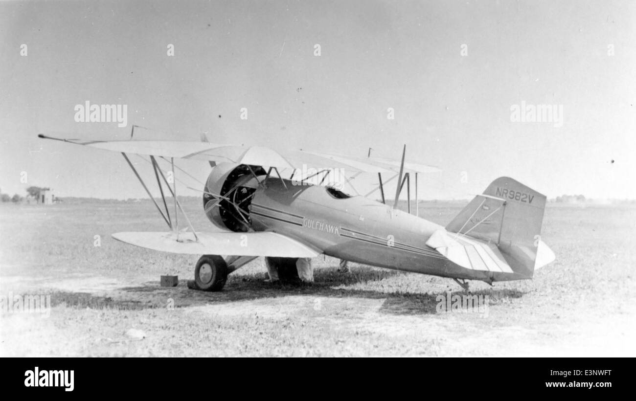 The Curtiss 1A Gulfhawk was an air racer used in the National Air Races ...