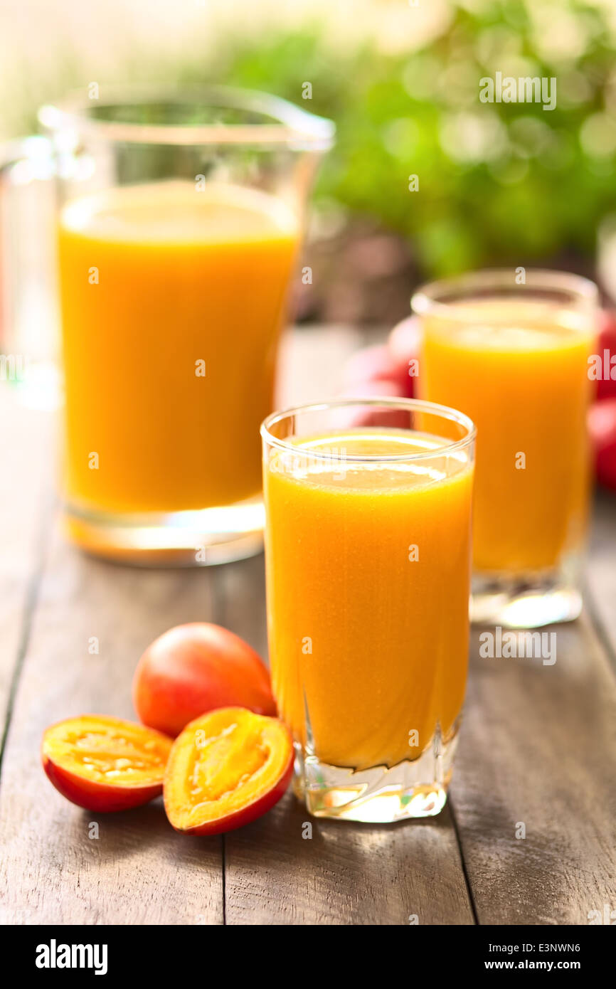 Tree tomato hi-res stock photography and images - Alamy