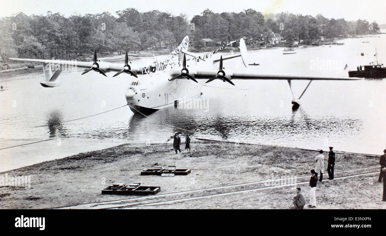 Navy mars flying boat hi-res stock photography and images - Alamy