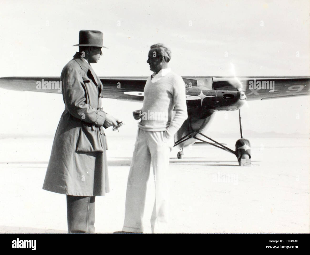 Four golden aviation pioneers hi-res stock photography and images - Alamy