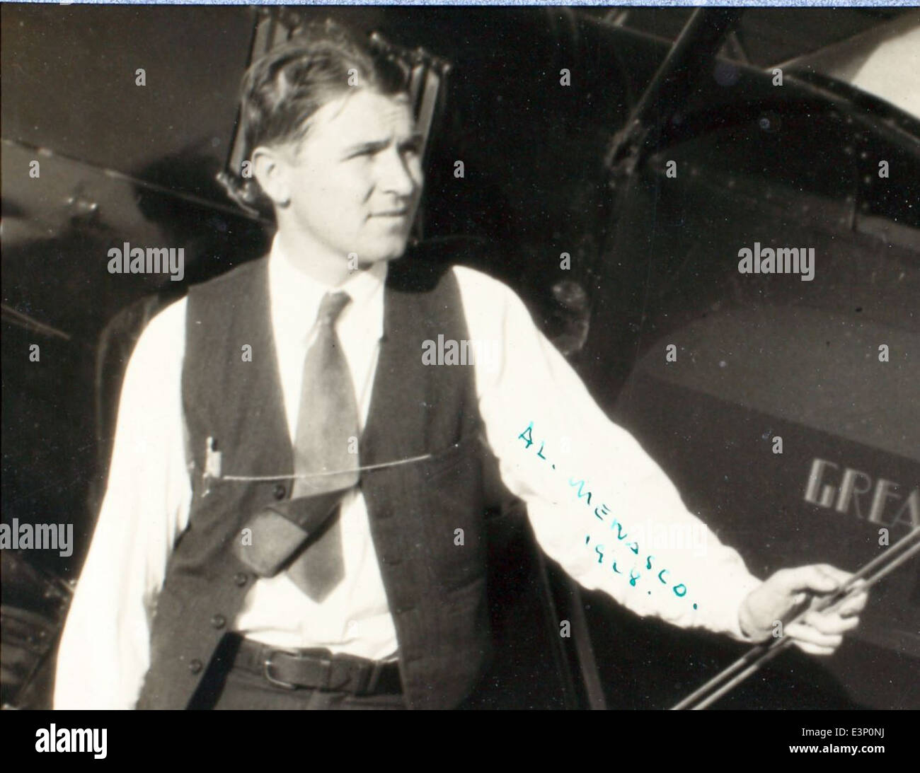This image from the Luqueer Album features a moment in the Golden Age ...