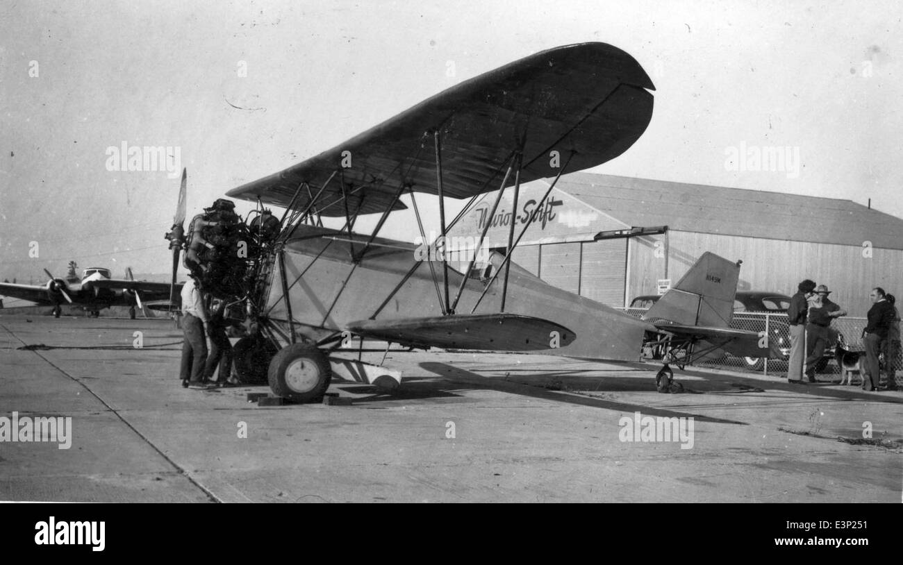 The AL61A-080 New Standard D-25 (cn 156) N149M is a vintage biplane ...