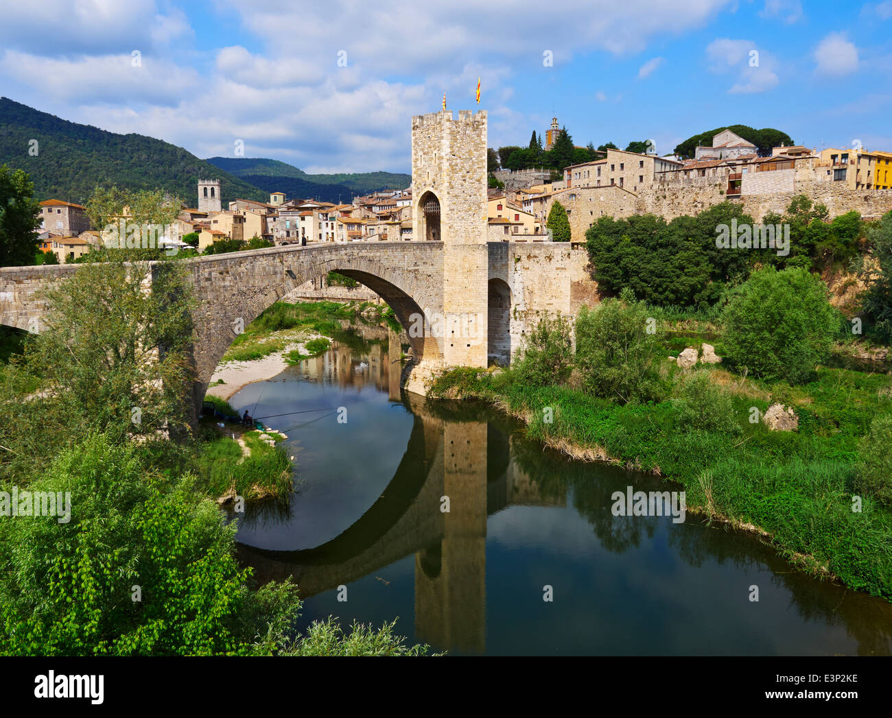 Entry bridge hi-res stock photography and images - Alamy