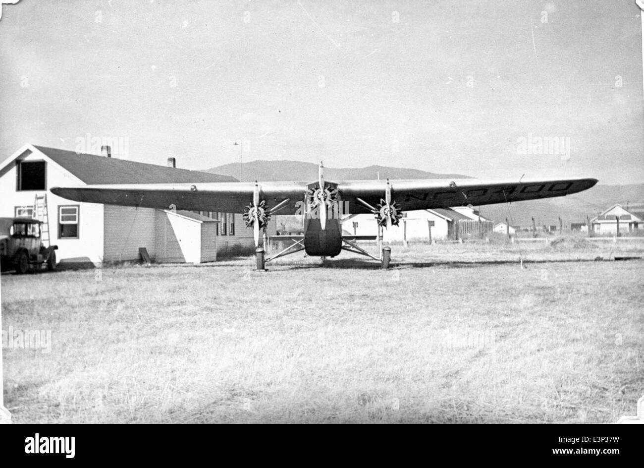 The Ford 4-AT-E, registered as NC8400, was a pioneering American ...