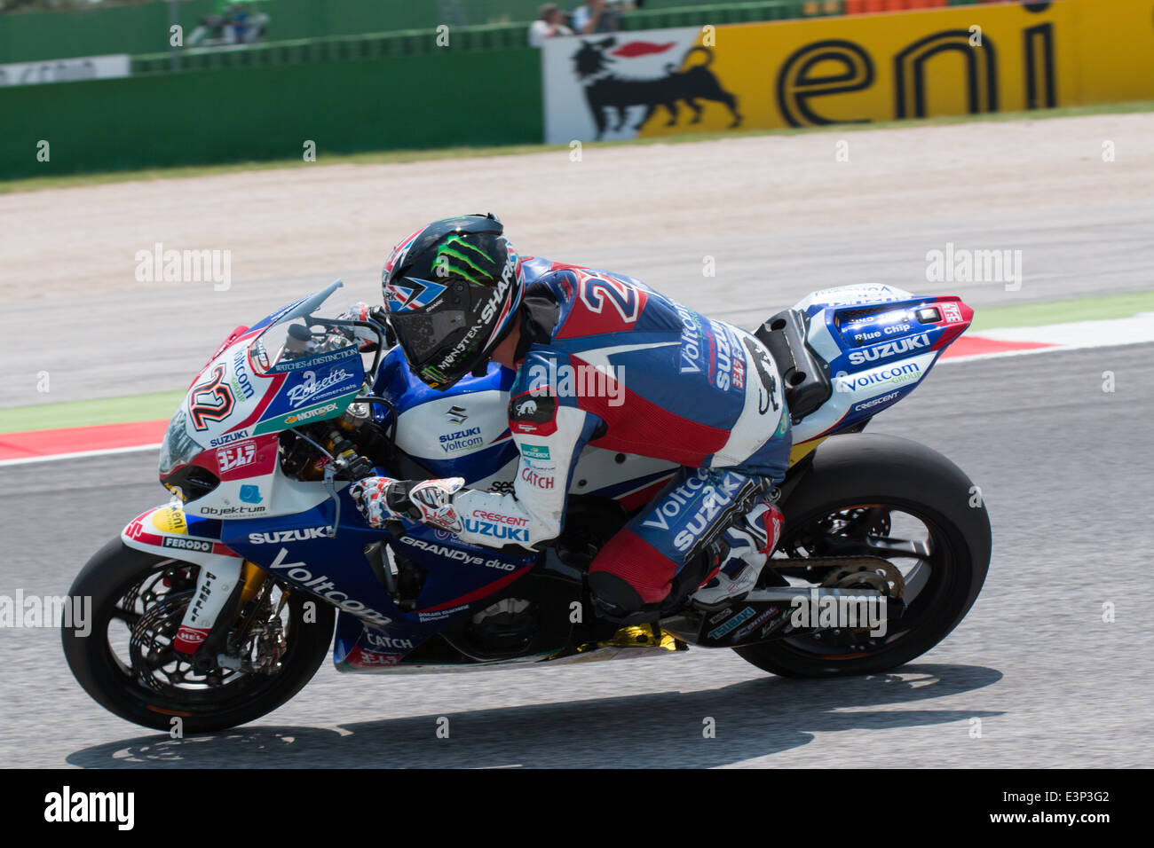 Suzuki GSX-R1000 of Voltcom Crescent Suzuki TEAM , driven by LOWES Alex ...