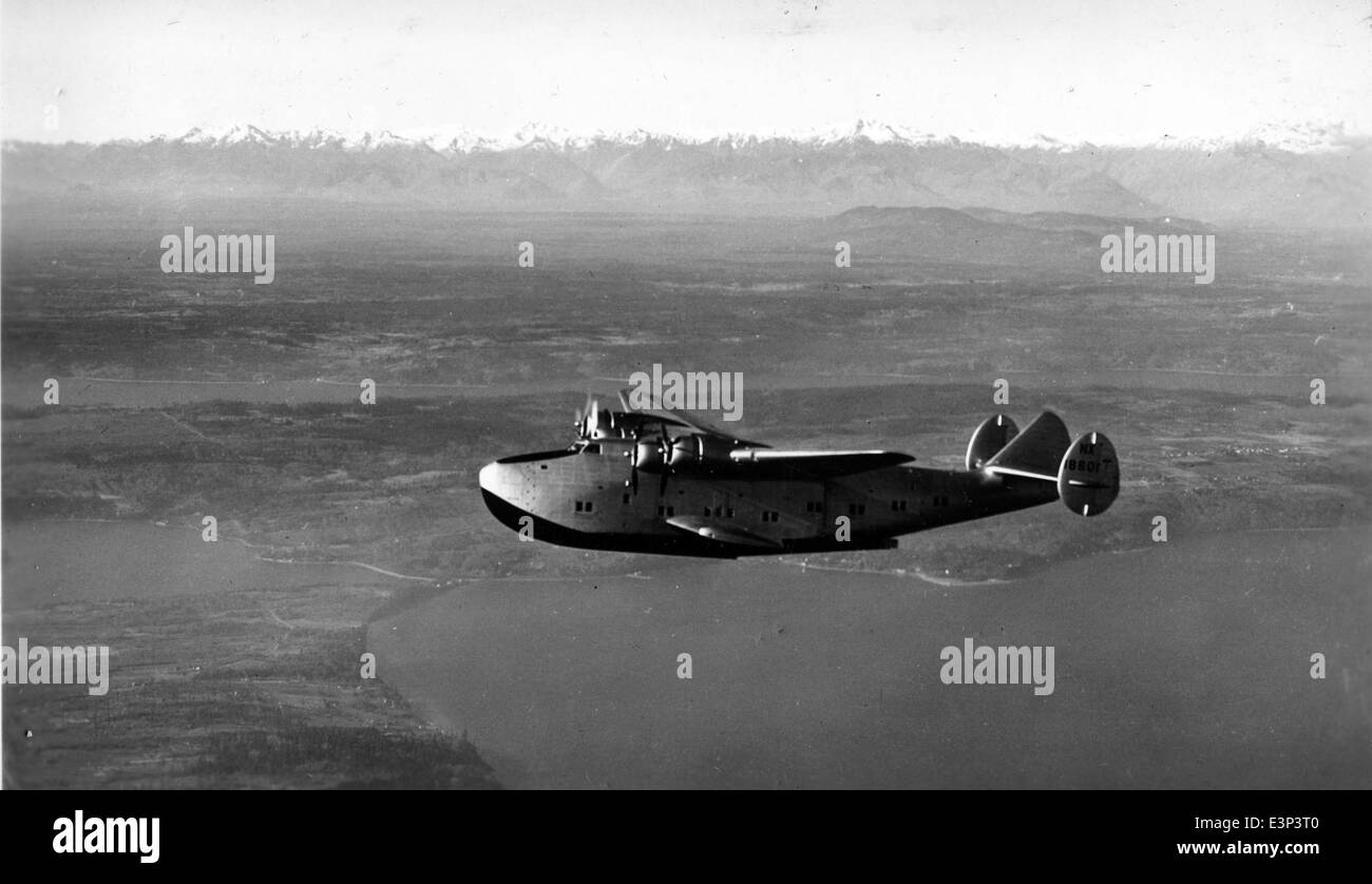 Boeing 314 pan am hi-res stock photography and images - Alamy