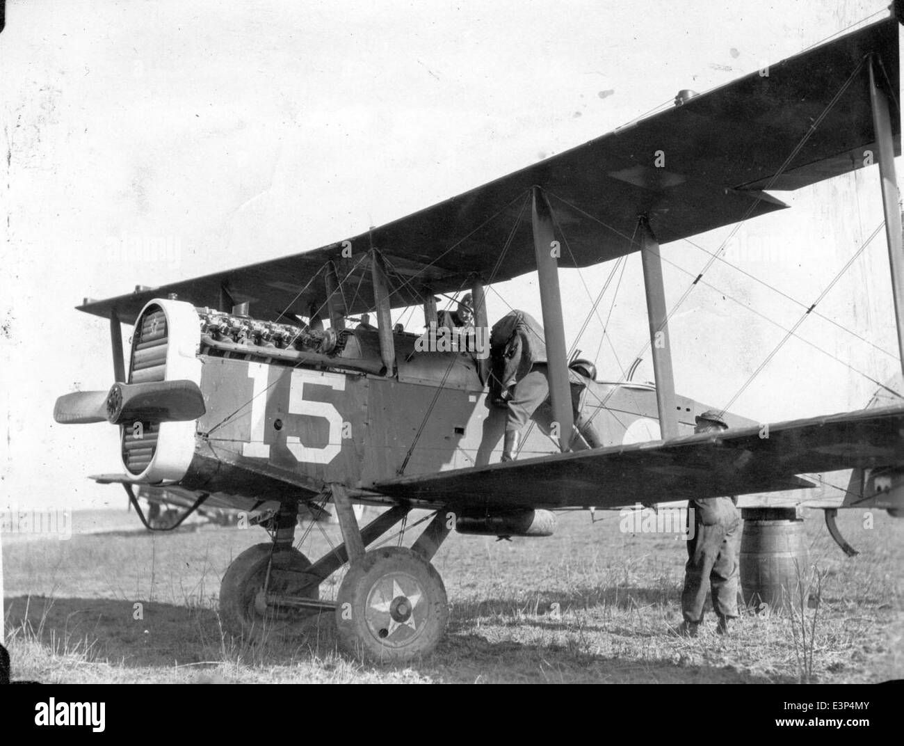 The de Havilland DH-4B, seen here at Kelly Field, was an American ...