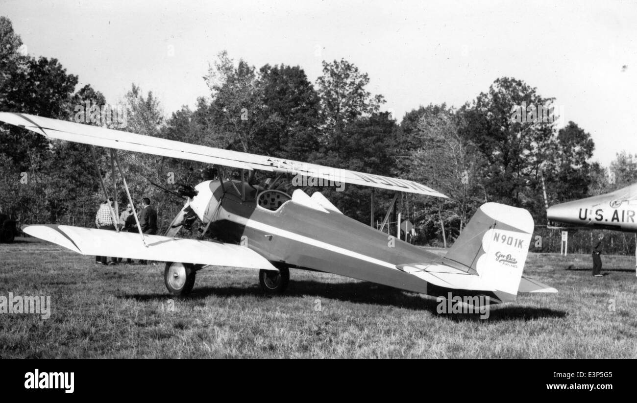 Gee bee plane hi-res stock photography and images - Alamy