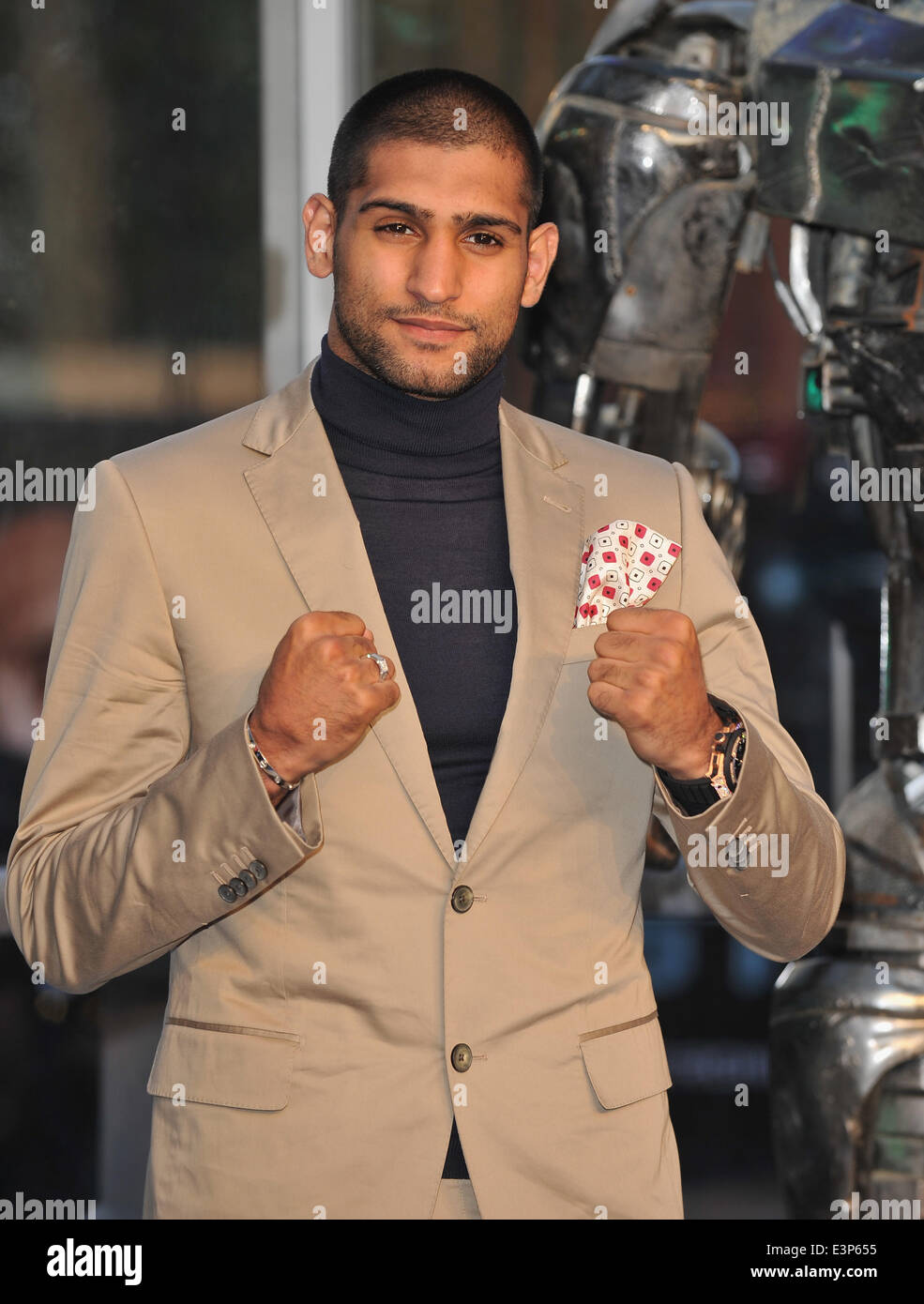 Real steel premiere hi-res stock photography and images - Alamy