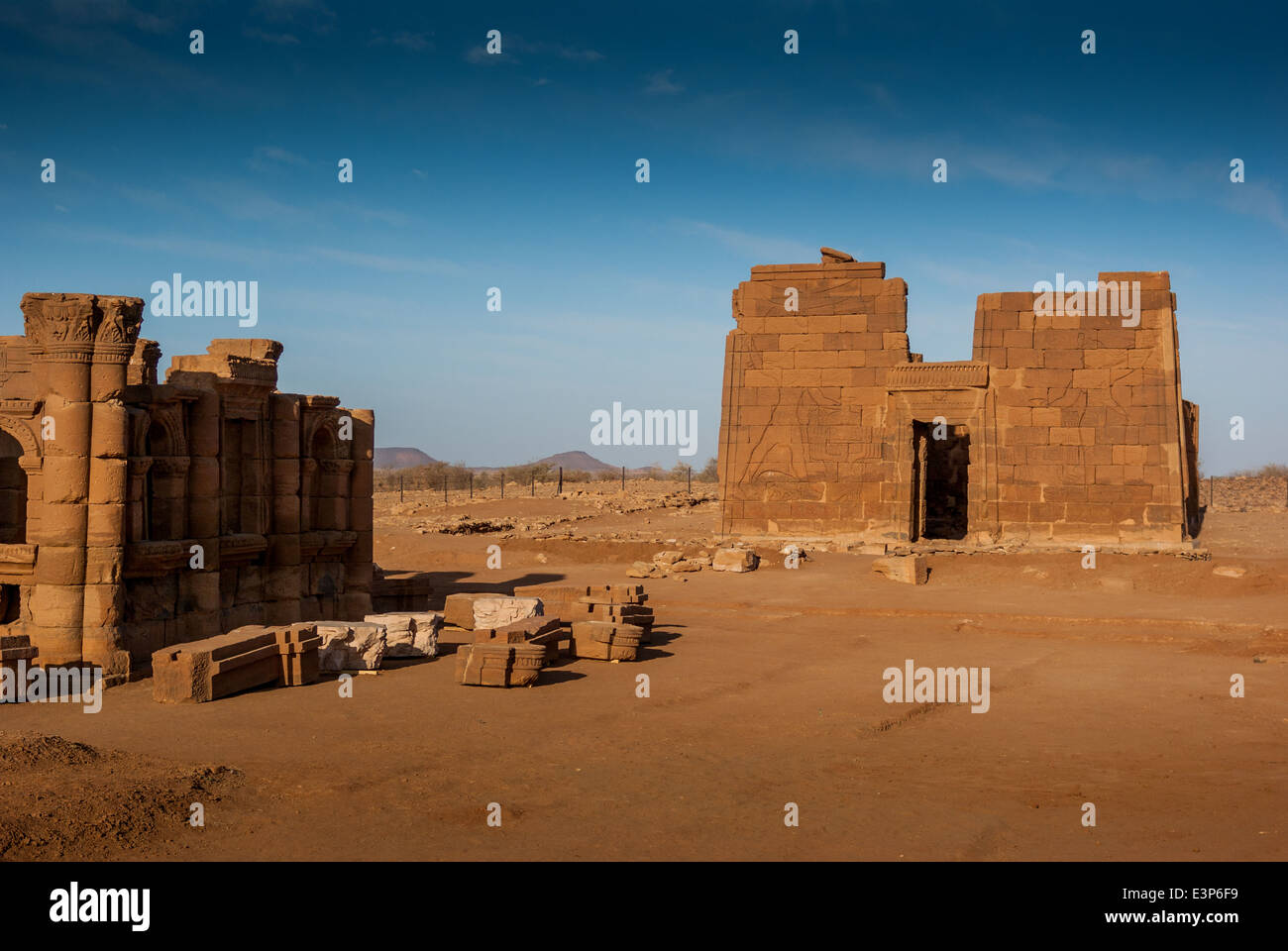 Apademak Temple (Lion Gate) and Hathor Chapel (Roman Kiosk), Naga ...