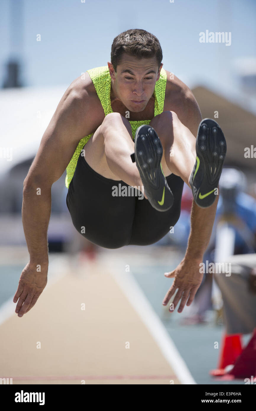 June 26, 2014 - Sacramento, CA, USA - Daniel Gooris takes a jump in the ...