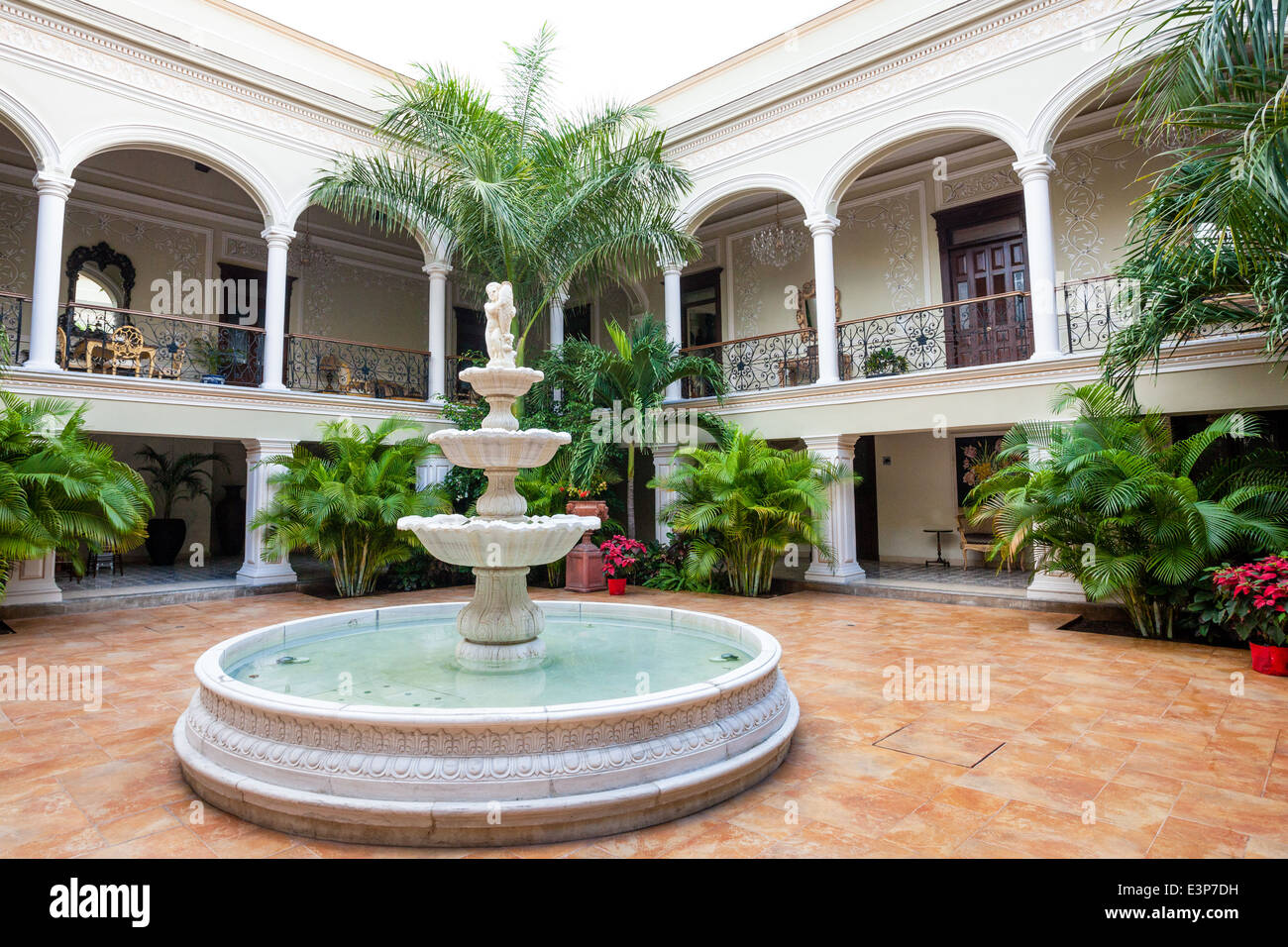 Colonial house merida yucatan mexico hi-res stock photography and ...