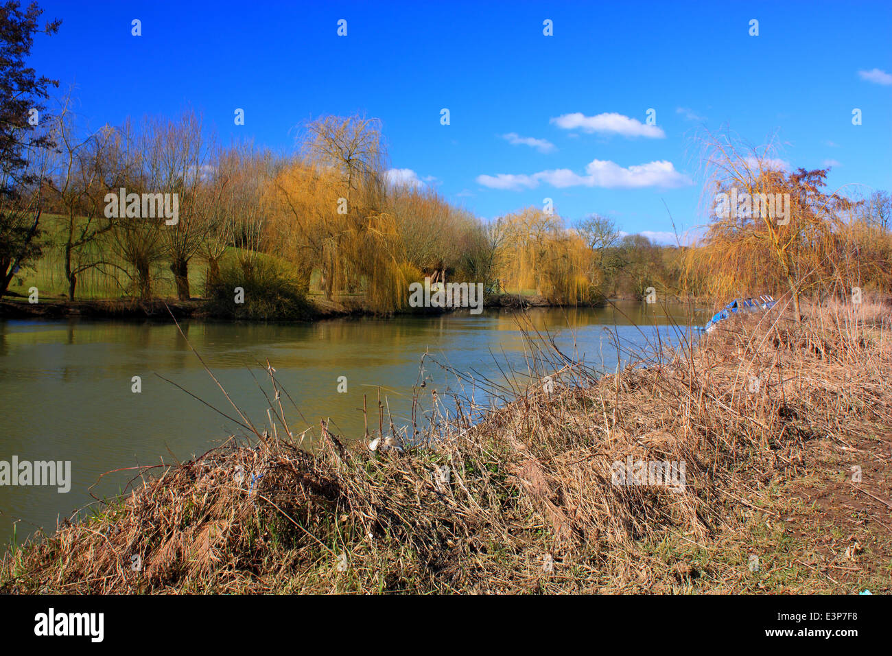 The river Medway near East Farleigh in the Kent countryside Stock Photo ...