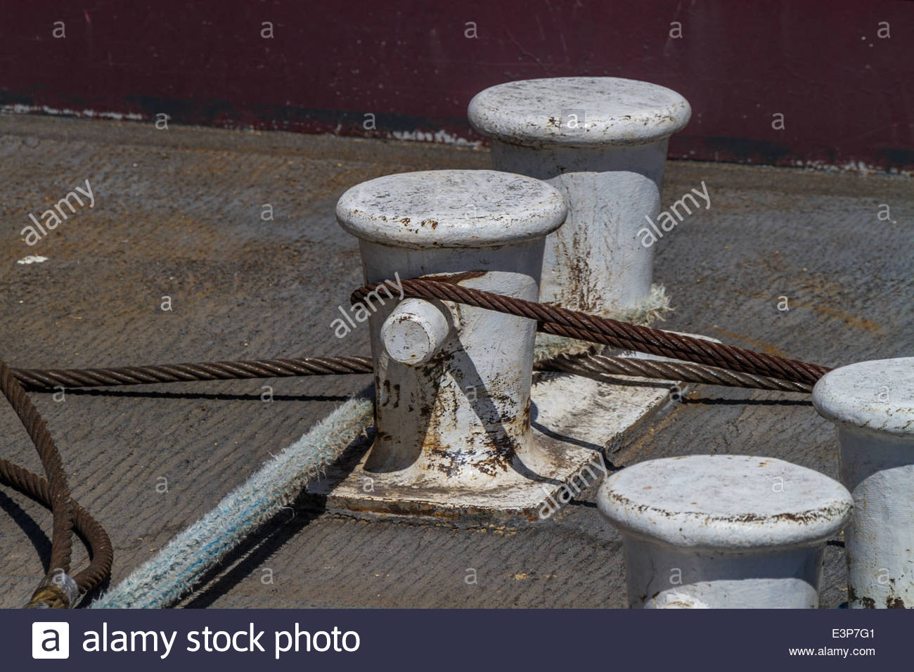 Mooring Post Stock Photos & Mooring Post Stock Images - Alamy