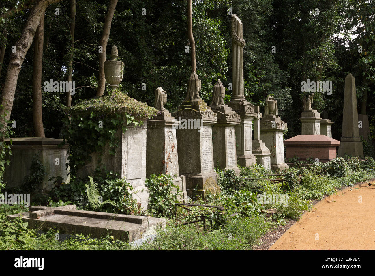 Highgate (West) Cemetery - Camden - London Stock Photo - Alamy