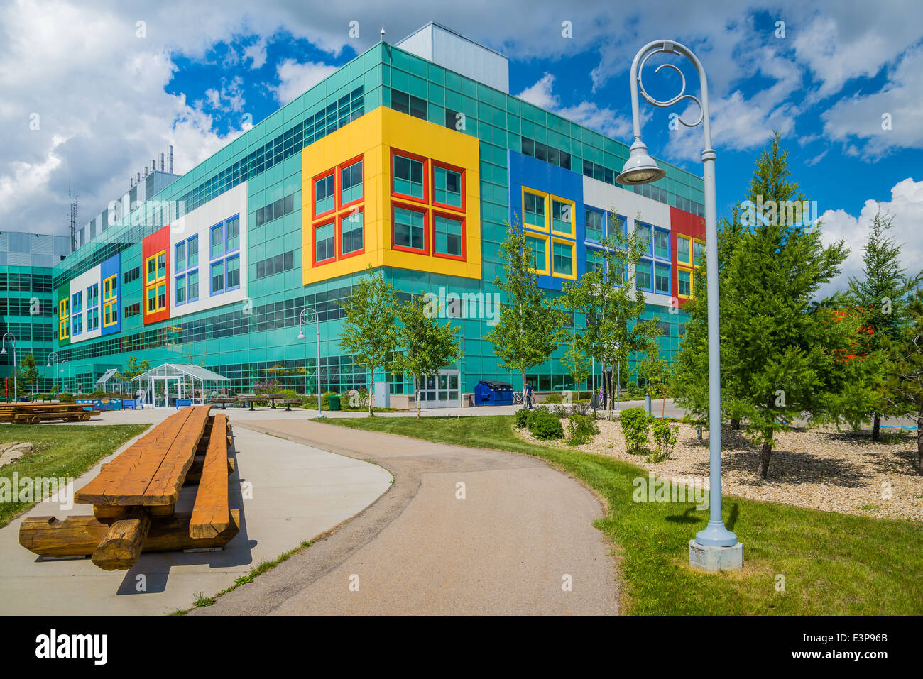 The Alberta Children's Hospital, Calgary, Alberta, Canada Stock Photo ...