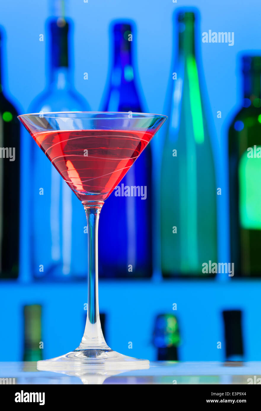 Liquor bottles behind bar hi-res stock photography and images - Alamy