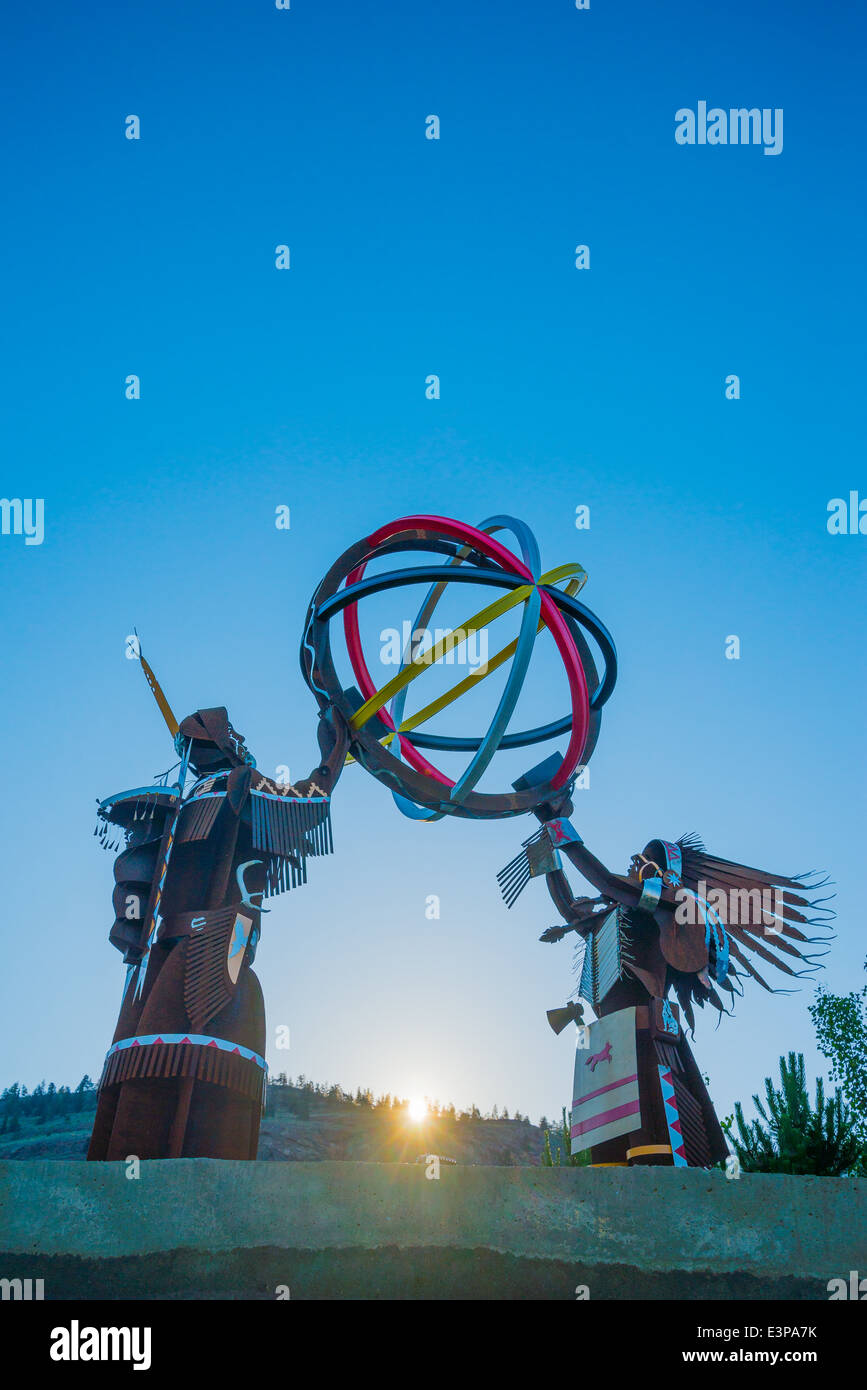 First nations artist hi-res stock photography and images - Alamy