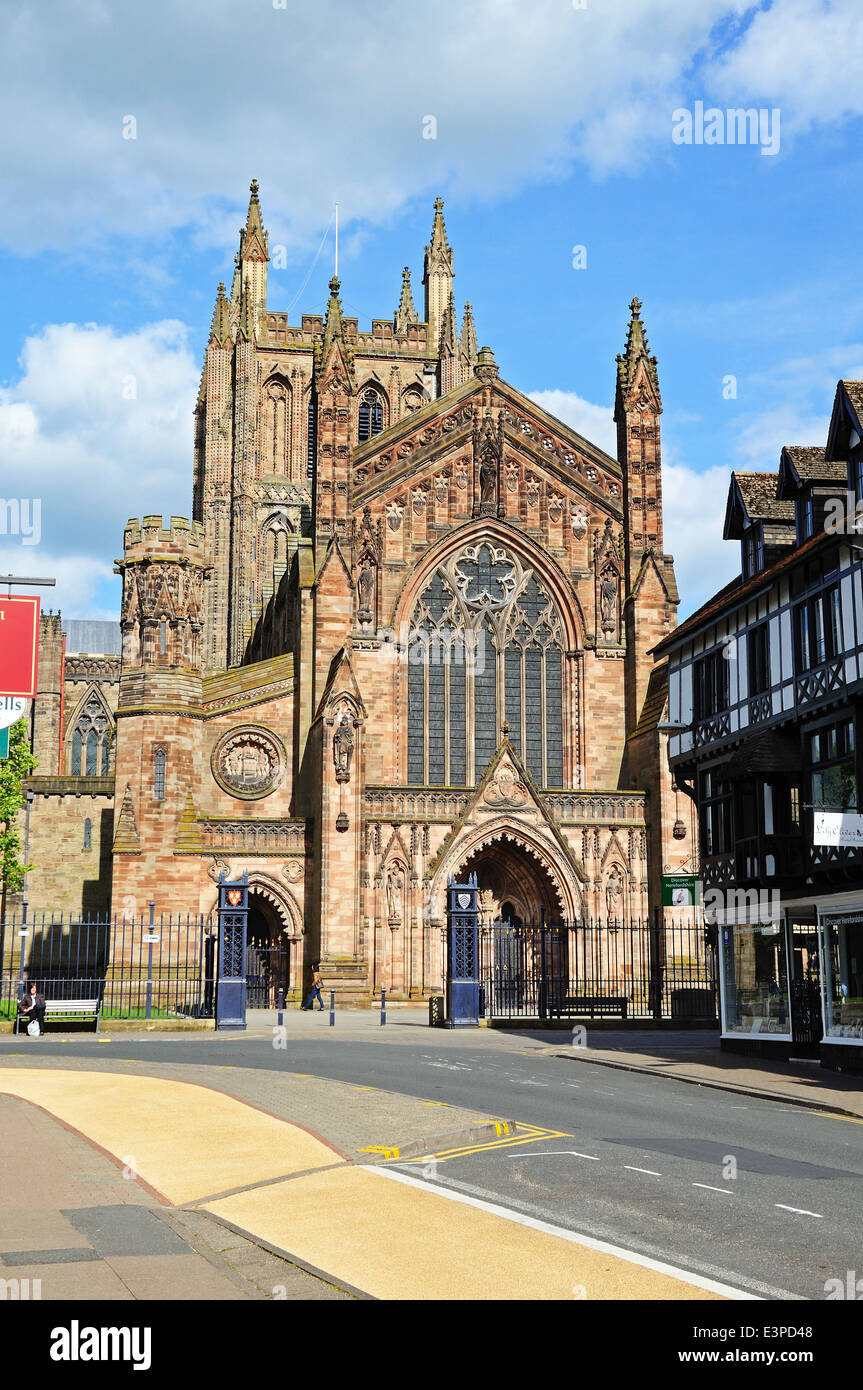 Front view of the Cathedral, Hereford, Herefordshire, England, UK ...