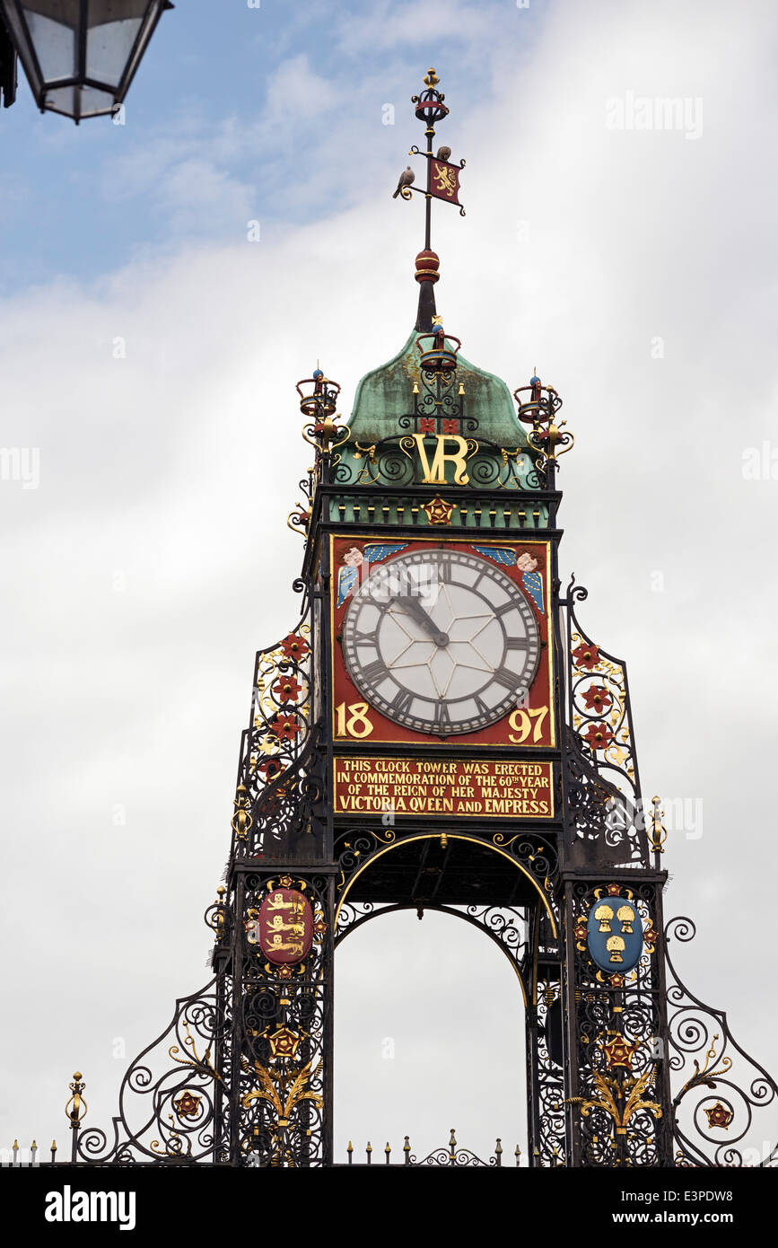 Chester coat of arms hi-res stock photography and images - Alamy
