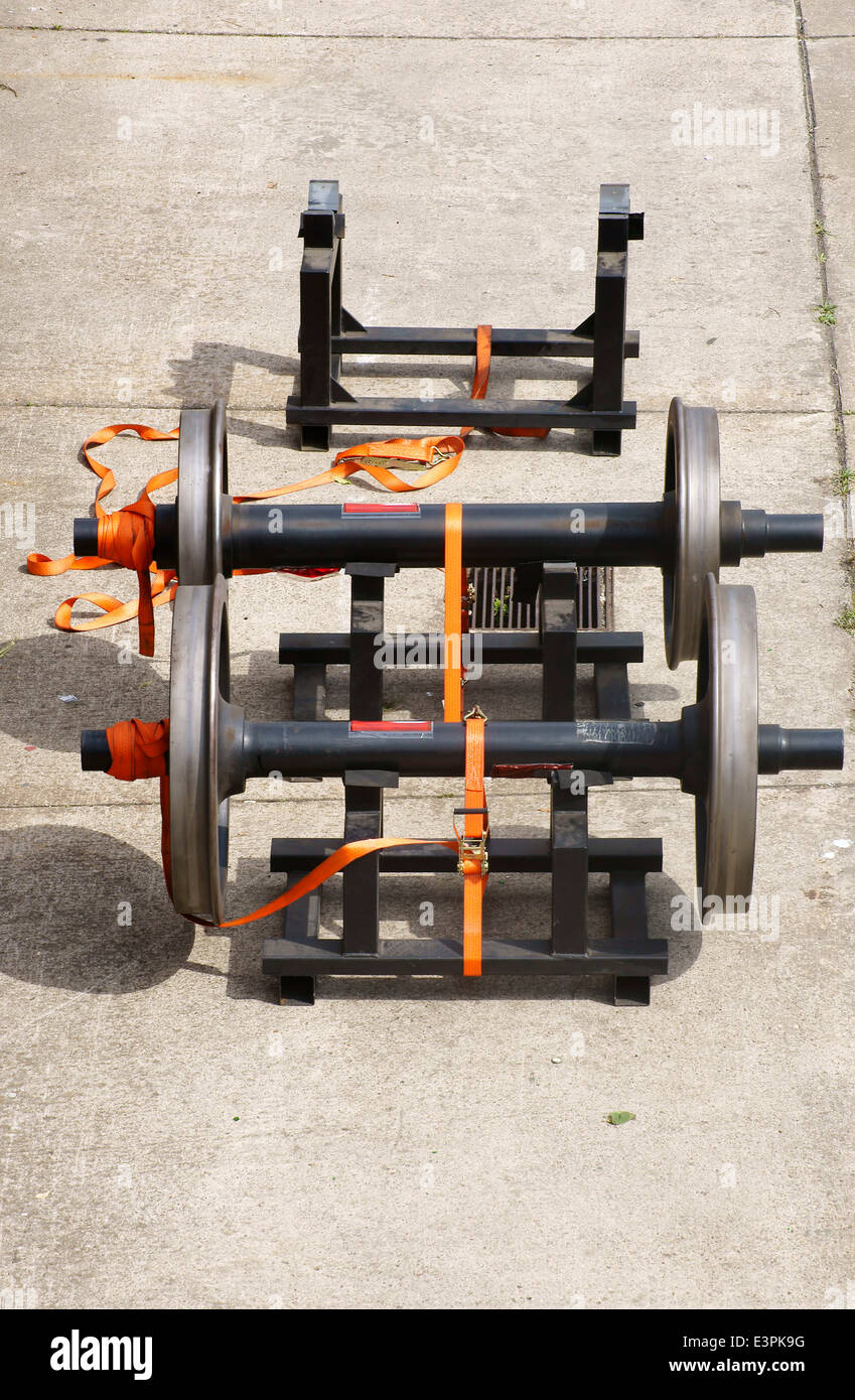 Rail wheels and axle hi-res stock photography and images - Alamy