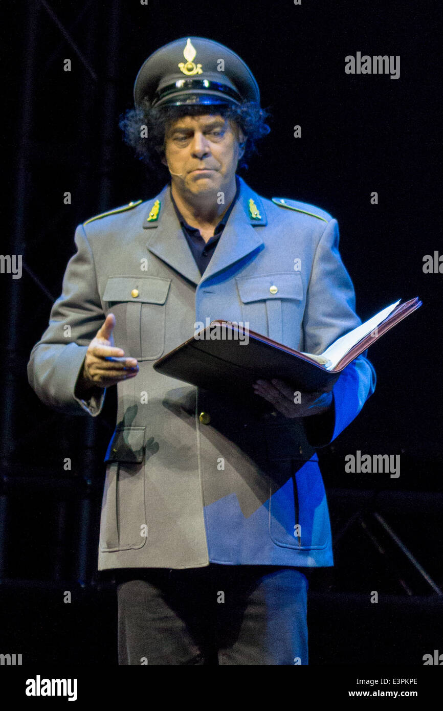 Turin, Italy. 25th June, 2014. The comedian Maurizio Crozza entertains ...