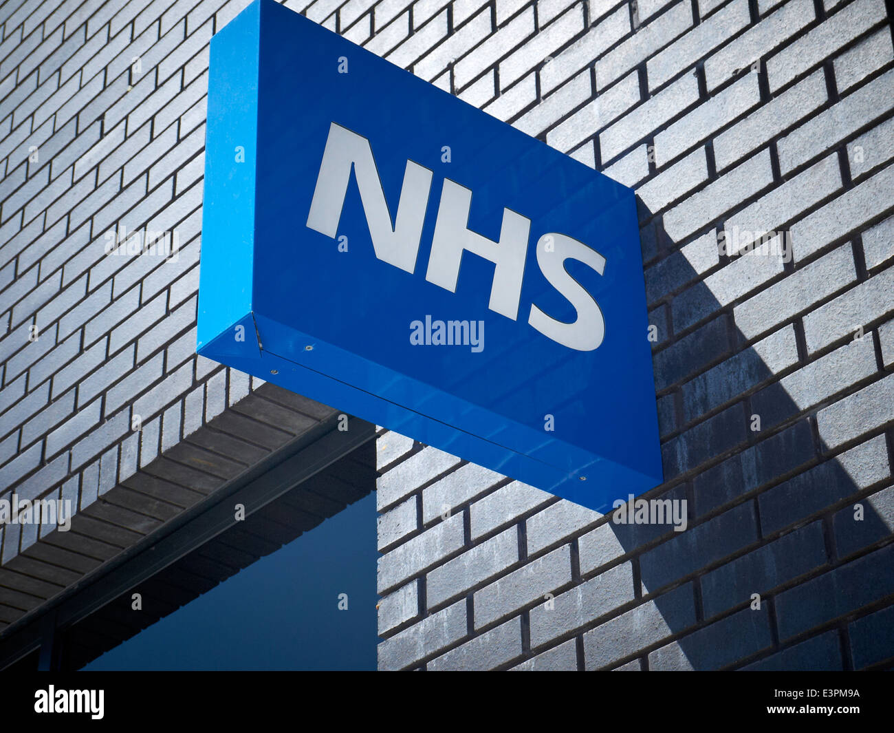 Nhs logo hi-res stock photography and images - Alamy