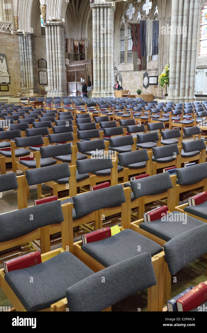 Exeter cathedral interior hi-res stock photography and images - Alamy