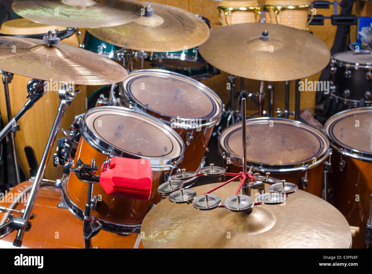 Tomtom drum hi-res stock photography and images - Alamy