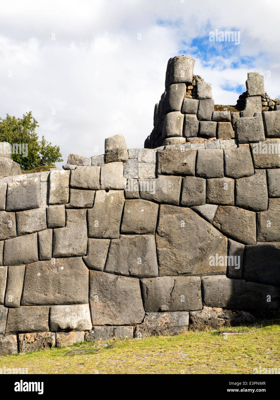 Large polished dry stone walls of the Saksaywaman military Inca complex ...