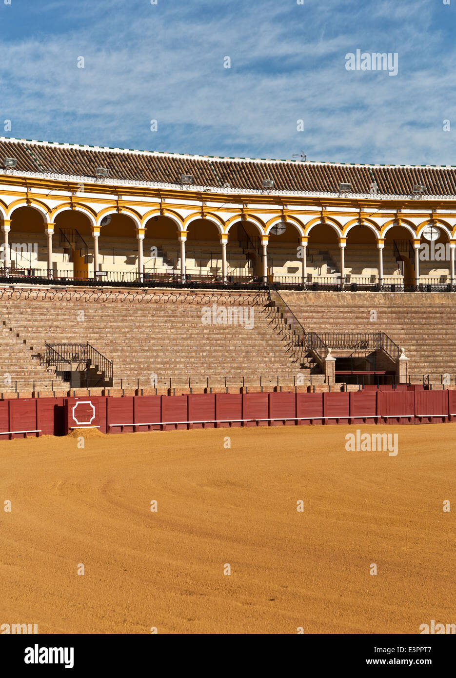 Traditional stadium architecture hi-res stock photography and images ...
