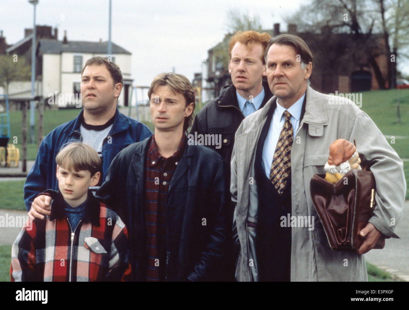 THE FULL MONTY 1997 Twentieth Century Fox film with Robert Caryle third ...