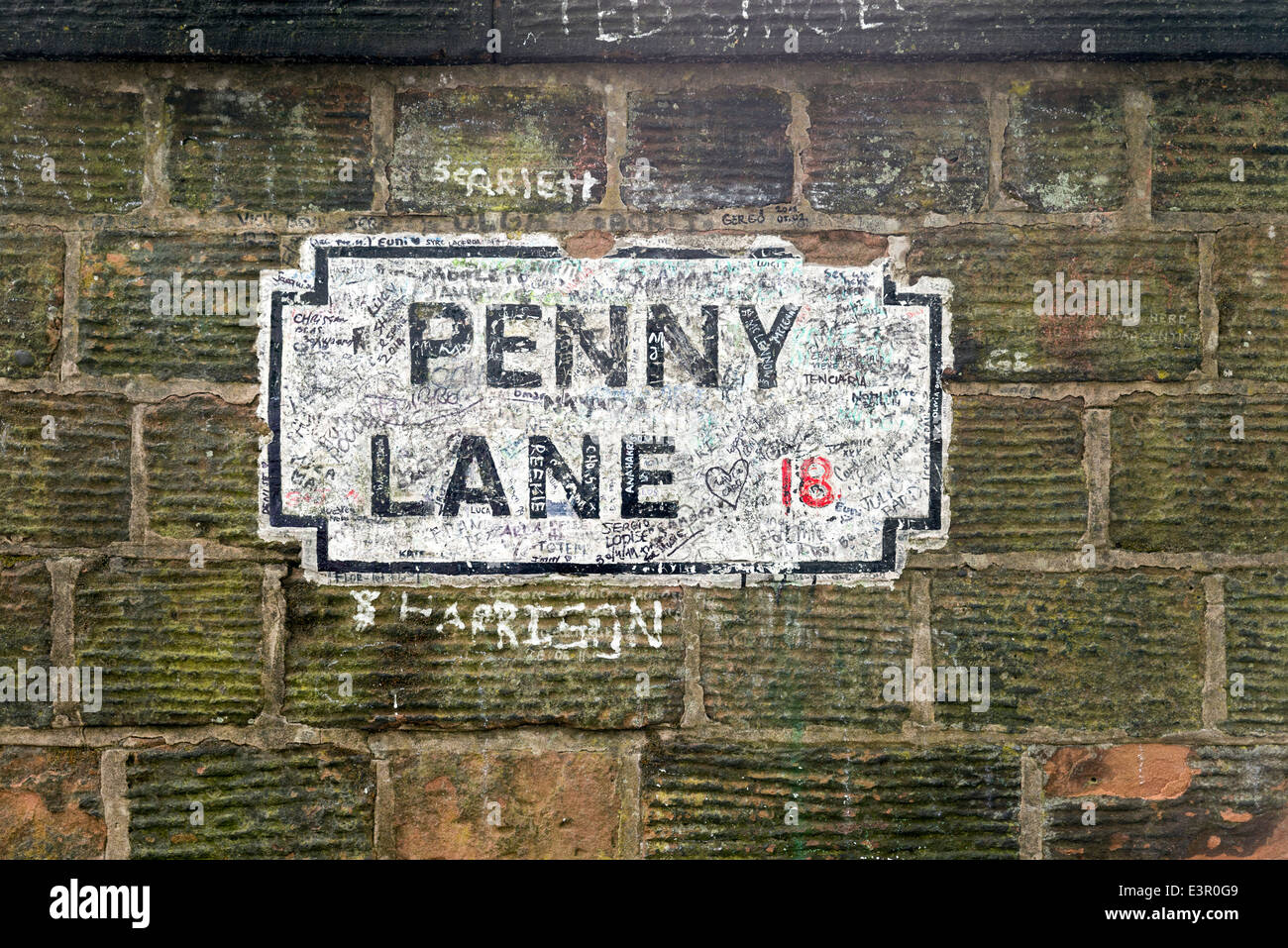 Penny lane road sign hi-res stock photography and images - Alamy