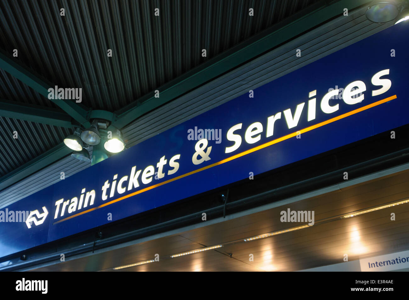 Train station ticket office sign hi-res stock photography and images ...