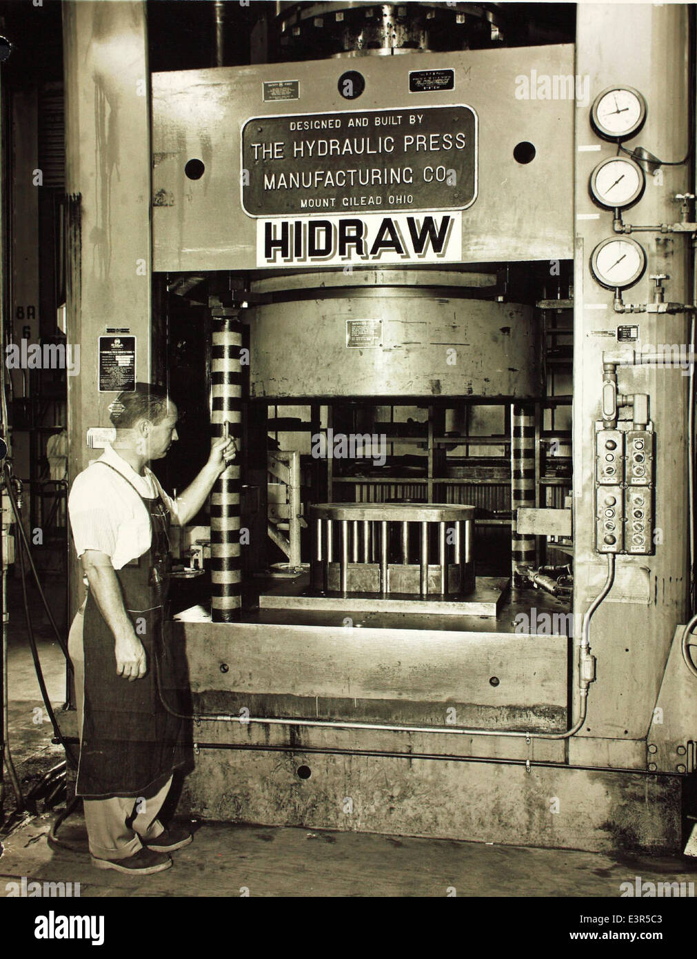 Hidraw hi-res stock photography and images - Alamy