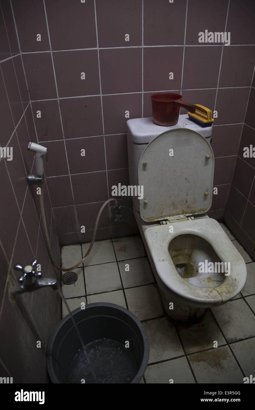 Human feces hi-res stock photography and images - Alamy