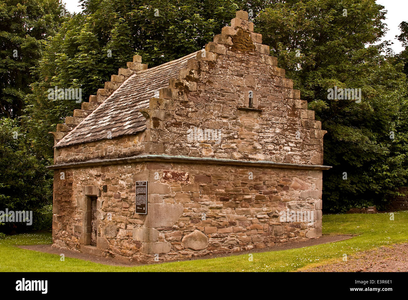 Tealing scotland hi-res stock photography and images - Alamy