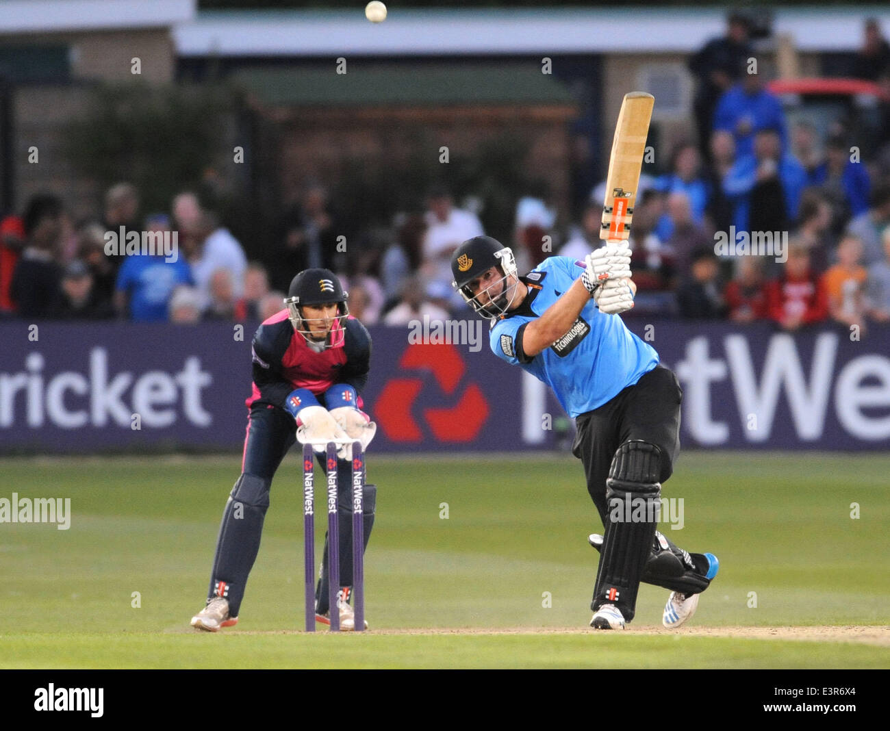 Sussex sharks chris nash bats hi-res stock photography and images - Alamy