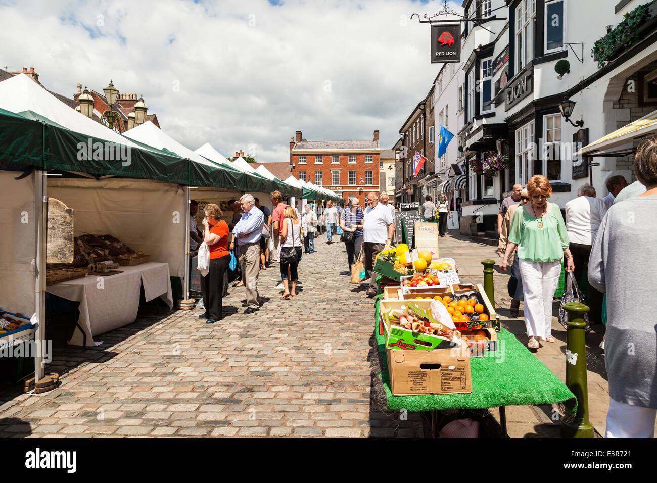 Outdoor market square in the center of the market town of Leek ...