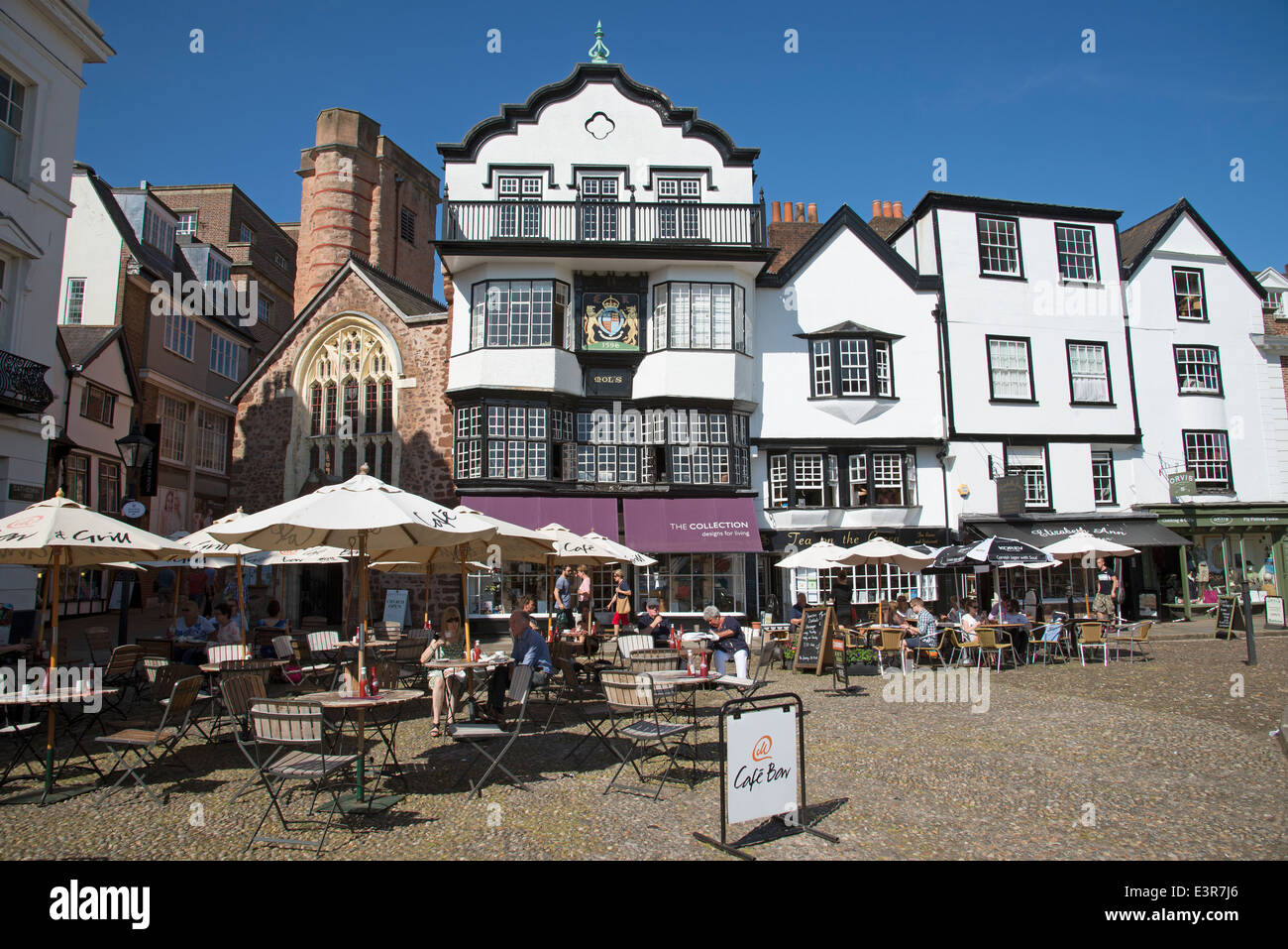 Historic cathedral close hi-res stock photography and images - Alamy