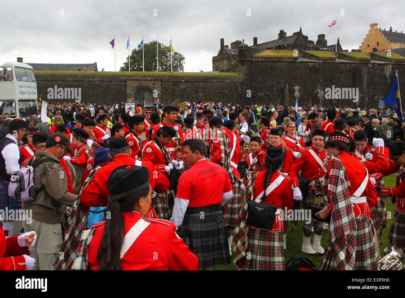 Stirling, Scotland, UK. 27th June, 2014. gathering of the clans ...